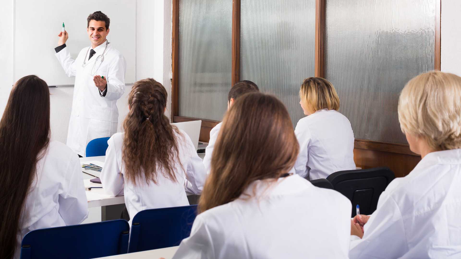 What Jobs Can You Get With Health and Social Care? - London Local News