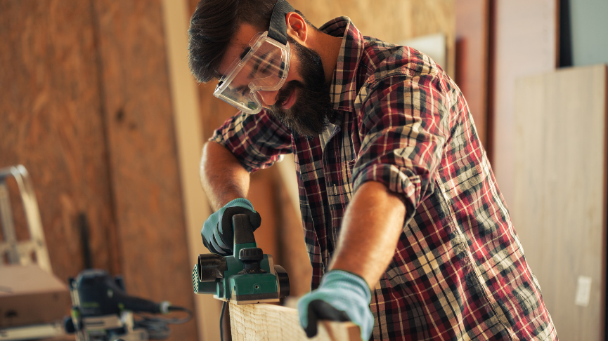 How to Become a Carpenter? - London Local News