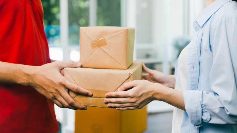 A Guide to Understanding Royal Mail Small Parcel Size - London Local News