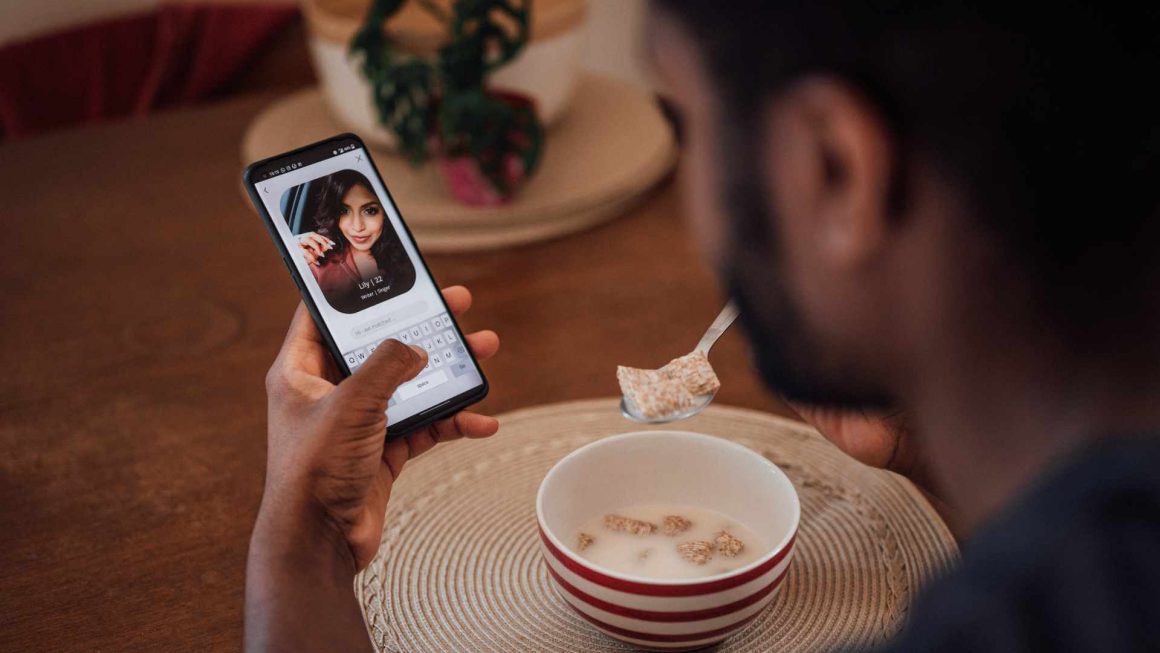 Top 10 Best Dating Apps to Use in London - London Local News