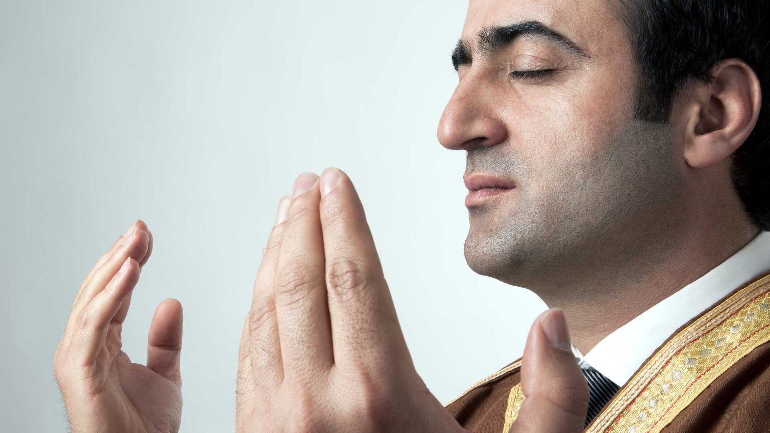 Praying Time in London UK | Accurate Fajr, Dhuhr, Asr, Maghrib, and ...